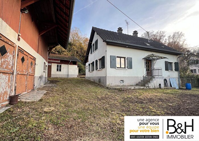 Maison à vendre - Hirsingue - 5 pièces - 4 chambres