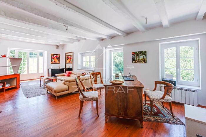 Maison à vendre - BayonneBayonaBaiona - 8 pièces - 5 chambres