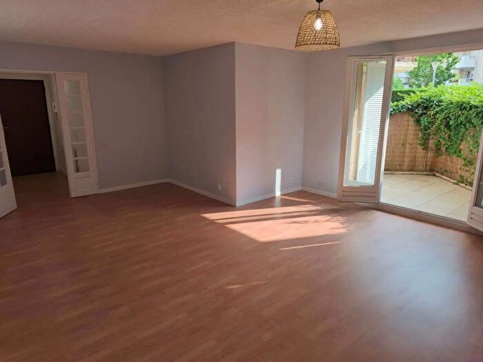 Mantes-la-Jolie, Gassicourt - Appartement 3 pièces à louer