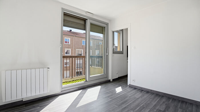 Appartement à vendre - Clermont-Ferrand, Jaude, Fontgiève Saint-Alyre - 2 pièces - 1 chambre