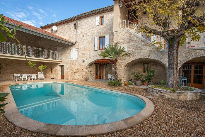 Maison à vendre - Uzès - 10 pièces - 4 chambres