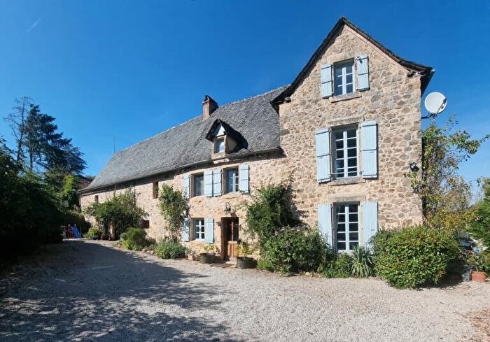 Maison à vendre - Maleville - 10 pièces - 6 chambres