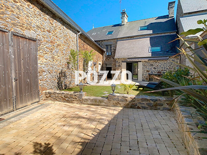 Maison 11 pièces à vendre - Vieux-Viel