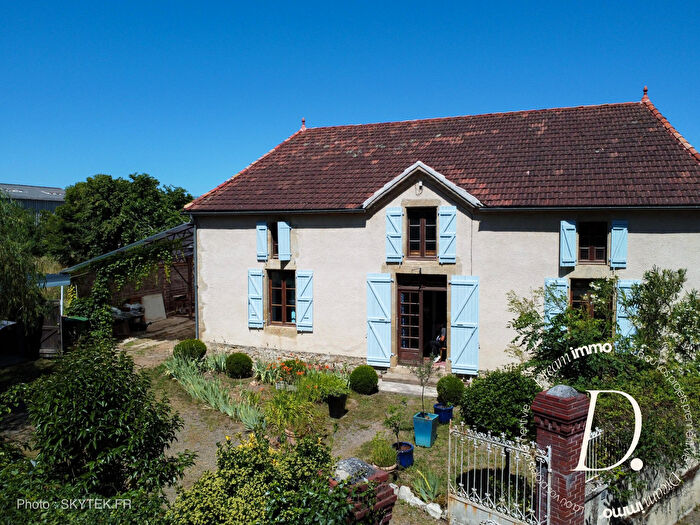 Maison 5 pièces à Saint-Mont, à vendre