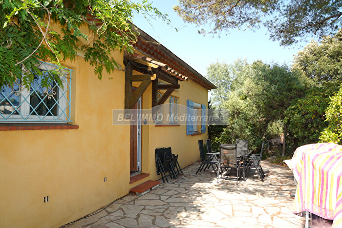 Maison 7 pièces à vendre - Cavalaire-sur-Mer, Centre-ville