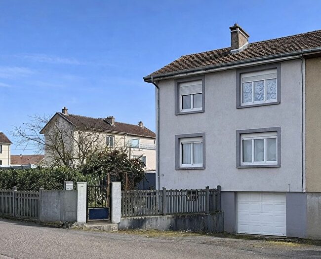 Maison à vendre - Sainte-Marie-aux-Chênes - 4 pièces - 3 chambres