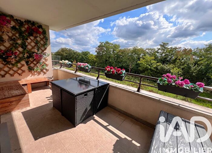 Appartement à vendre - Corbeil-Essonnes, Montconseil - 3 pièces - 2 chambres