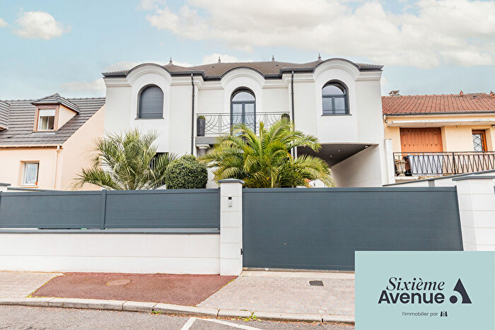 Maison à vendre - Morangis - 5 pièces - 3 chambres