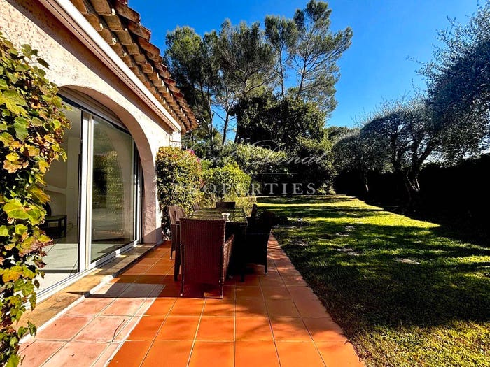 Maison 4 pièces à louer - Les Colles-Camp Lauvas-Font de l'Orme, Mougins