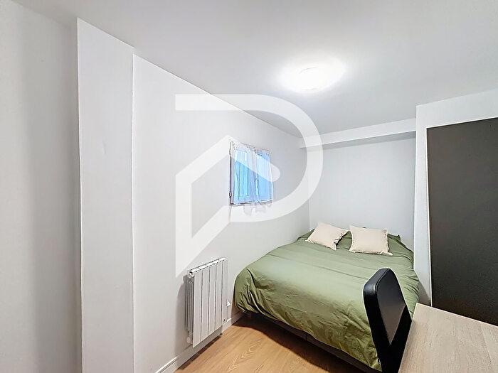 Appartement à louer - Dreux, Centre-ville - 4 pièces - 3 chambres