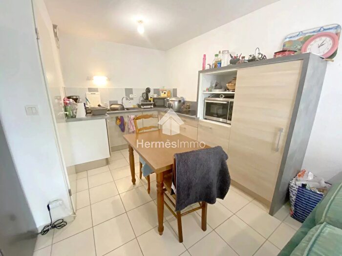 Appartement à vendre - Bagnols-sur-Cèze, Les Escanaux - 2 pièces - 1 chambre