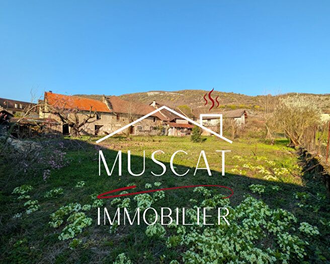 Maison à vendre - Les Avenières - 6 pièces - 5 chambres