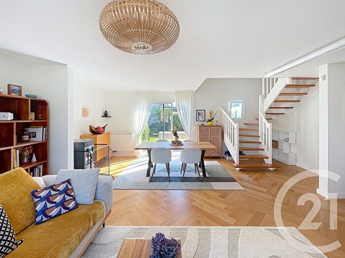 Maison à vendre - Pl meur, Sainte-Anne, Kergougant, Kerjoël - 5 pièces - 4 chambres