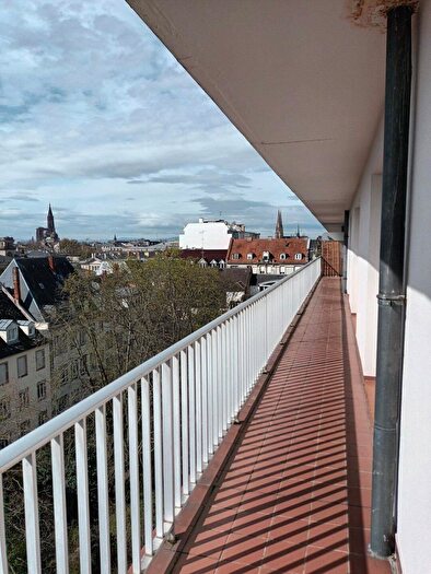 Appartement à louer - Forêt Noire Centre, Strasbourg - 7 pièces - 4 chambres