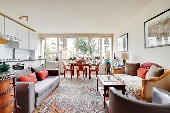 Appartement à vendre - Paris e , Violet, Commerce - 2 pièces - 1 chambre