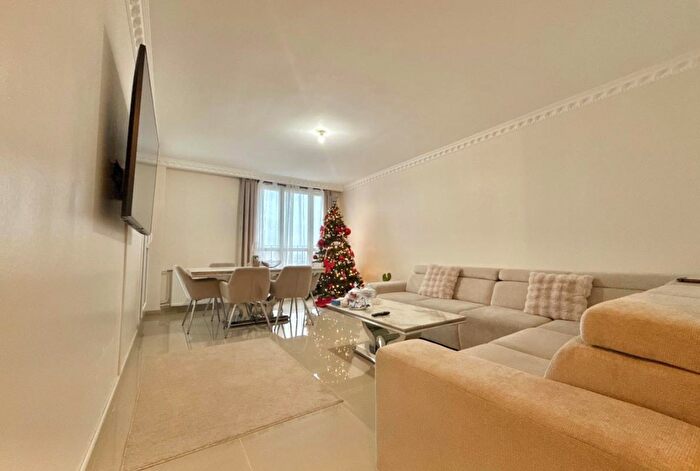 Appartement à vendre - Chenôve, Chenôve - 2 pièces - 1 chambre