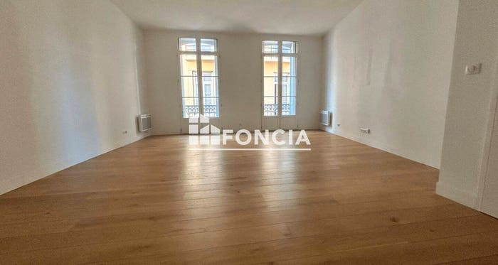 Centre Ville, Perpignan - Appartement 3 pièces à louer