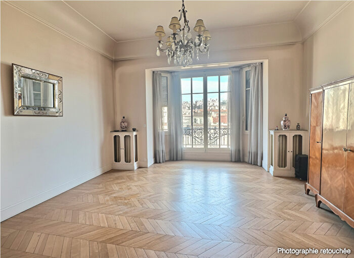 Appartement à vendre - Marseille e , Castellane - 5 pièces - 4 chambres