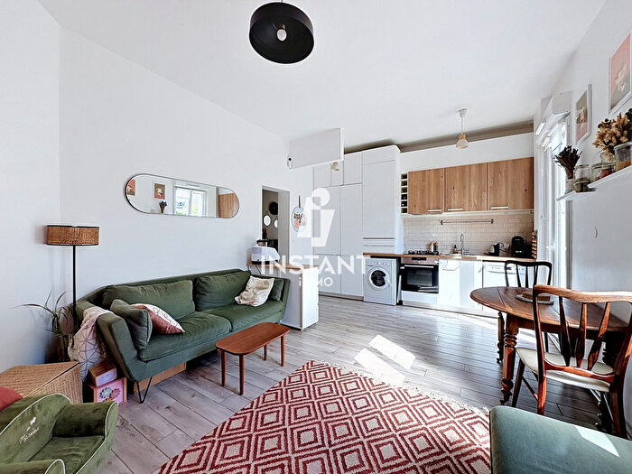Appartement 3 pièces à vendre - Maisons-Alfort, Centre-ville