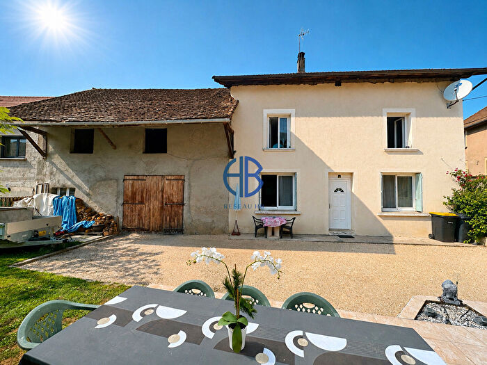 Maison 5 pièces à Châbons, à vendre