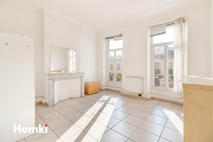 Appartement à vendre - Marseille e  - 3 pièces - 3 chambres