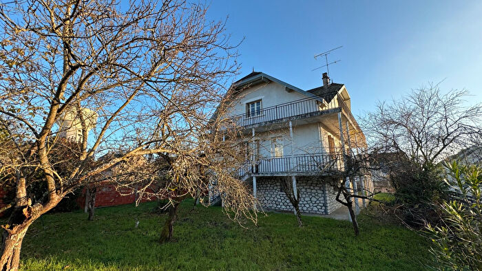 Maison 7 pièces à Romorantin-Lanthenay, Les Aubiers, La Genetière, à vendre