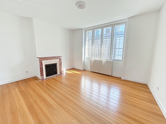 Appartement 3 pièces à vendre à Orléans, La Croix Saint-Marceau, La Mouillère, Pré Pinson