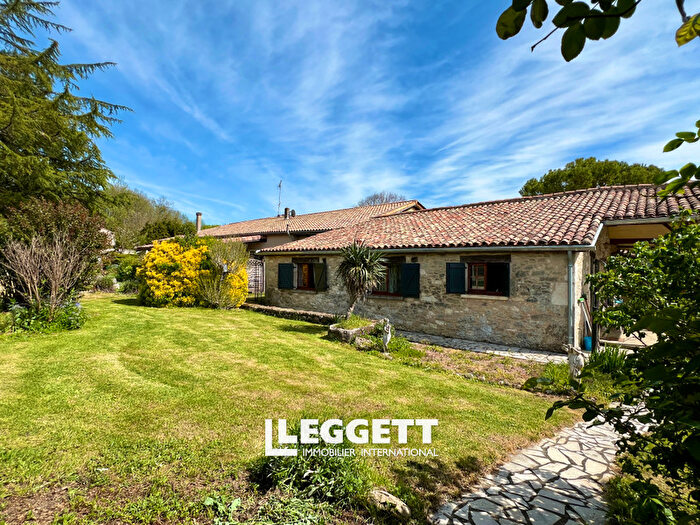 Maison à vendre - Duras - 8 pièces - 5 chambres
