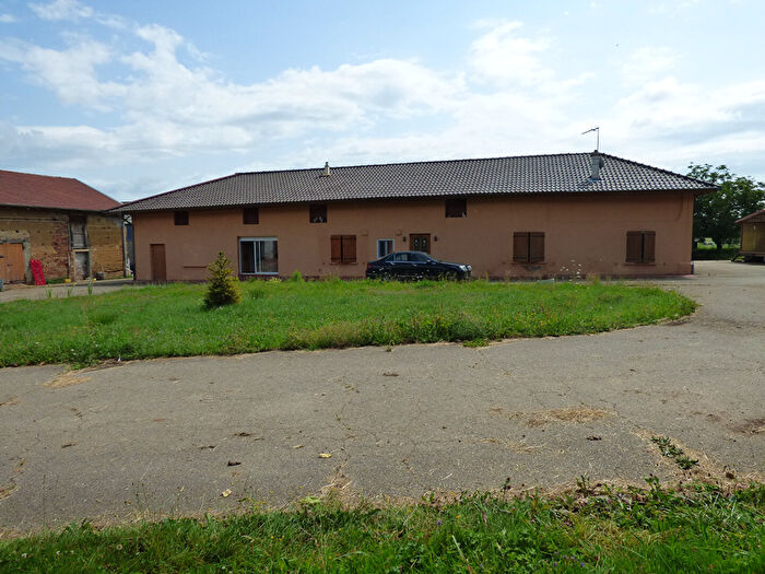 Maison à vendre - Saint-Jean-sur-Reyssouze - 5 pièces - 4 chambres