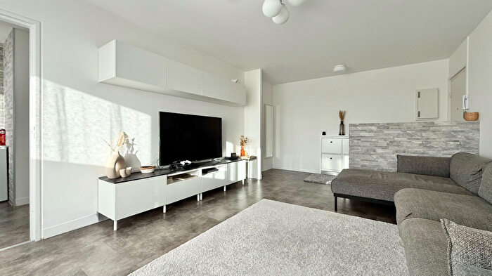 Appartement à vendre - Corbeil-Essonnes, Tarterêts - 3 pièces - 2 chambres