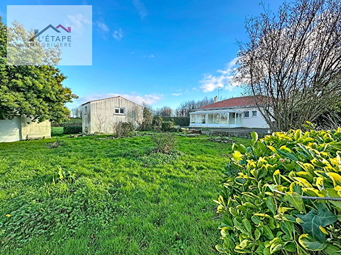 Maison à vendre - Saint-Mathurin - 7 pièces - 4 chambres