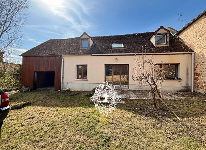 Maison à vendre - Montigny-Lencoup - 6 pièces - 3 chambres