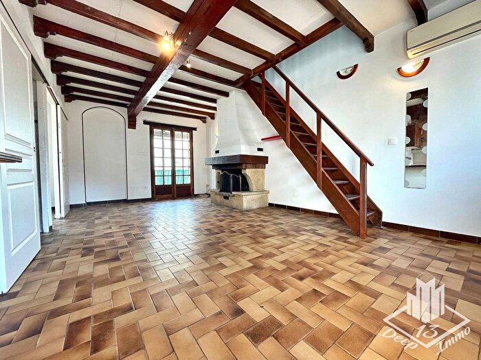 Appartement à louer - Marseille ème - 3 pièces - 2 chambres