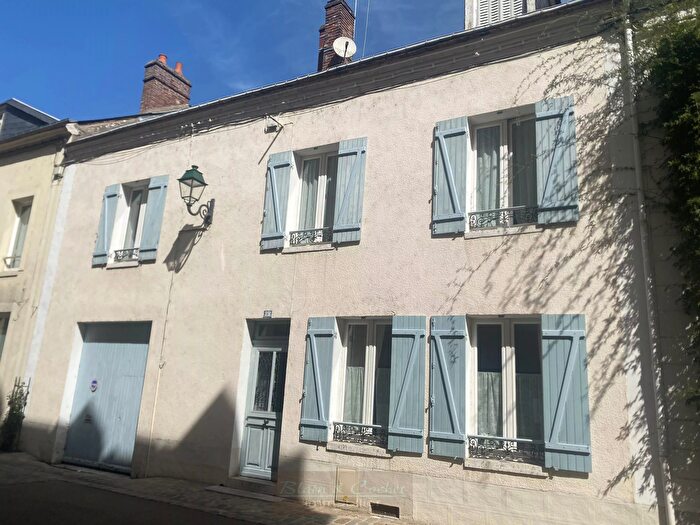 Maison à vendre - Montargis, Centre-ville - 6 pièces - 4 chambres