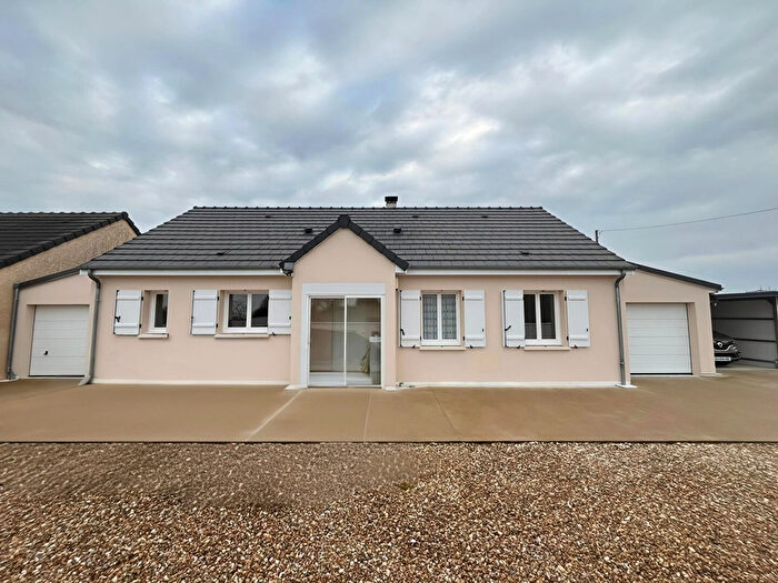 Maison à vendre - La Charité-sur-Loire - 4 pièces - 3 chambres