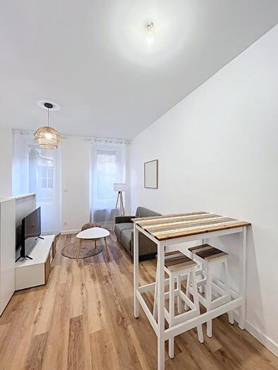 Villeneuve-sur-Lot, Sainte-Catherine : Appartement 1 pièce à louer