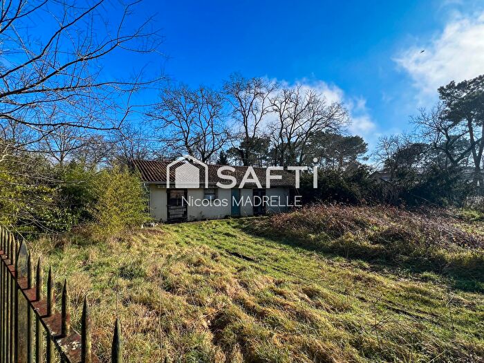 Blanquefort, Le Bourg - Maison 5 pièces à vendre