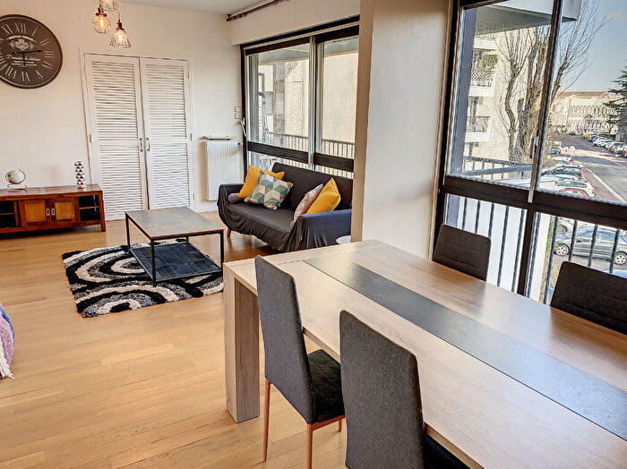 Appartement 2 pièces à Mérignac, Centre-ville, à louer