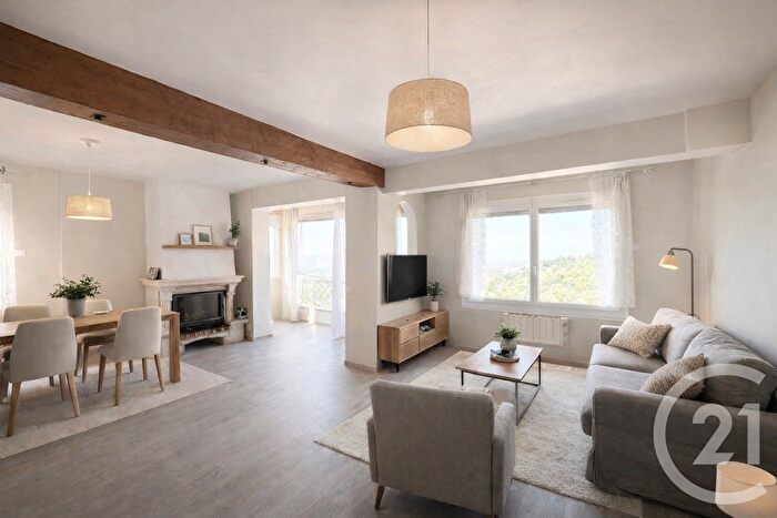 Maison à vendre - Bormes-les-Mimosas, Centre-ville, Le Pin - 5 pièces - 4 chambres