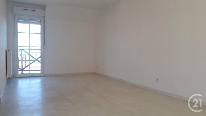 Appartement à louer - Auxerre, Les Boussicats - 2 pièces - 1 chambre