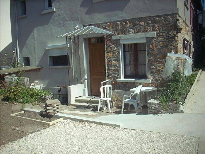 Centre Tilleuls-Fauvettes, Bures-sur-Yvette : Appartement 1 pièce à louer