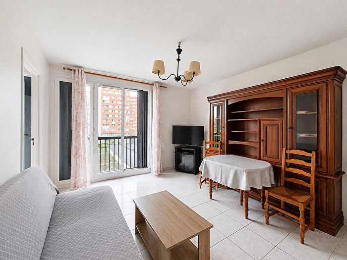 Appartement 3 pièces à Ivry-sur-Seine, Centre-ville, à vendre