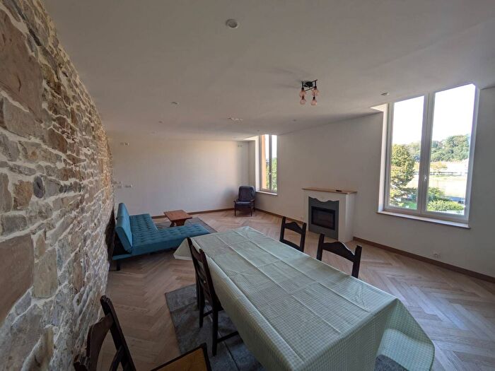 Appartement à louer - Métro Cuire, Caluire-et-Cuire - 5 pièces - 4 chambres