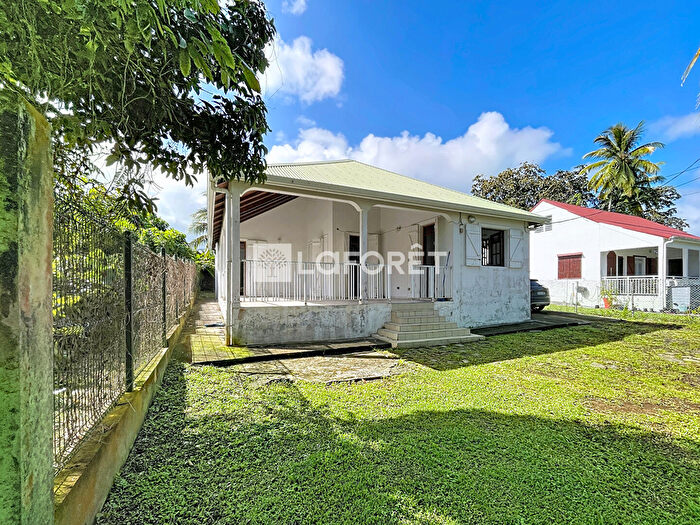 Maison à vendre - Capesterre-Belle-Eau - 4 pièces - 3 chambres