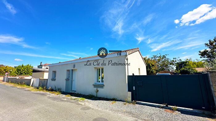 Castelnau-de-Médoc : Maison 3 pièces à vendre