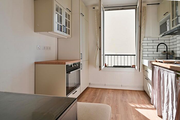 Appartement 2 pièces à Vincennes, Est, à vendre