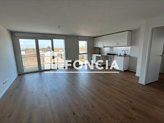 Appartement à louer - Erquinghem-Lys - 3 pièces - 2 chambres