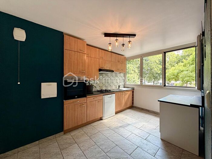 Limoges, Aurence, Corgnac, Cité universitaire, Beaublanc : Appartement 3 pièces à vendre