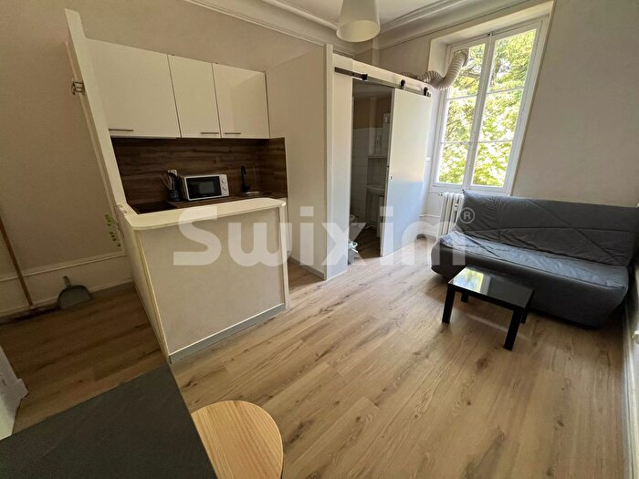 Aix-les-Bains, Est - Appartement 1 pièce à louer