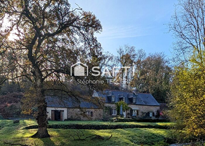 Maison à vendre - Bourbriac - 5 pièces - 3 chambres